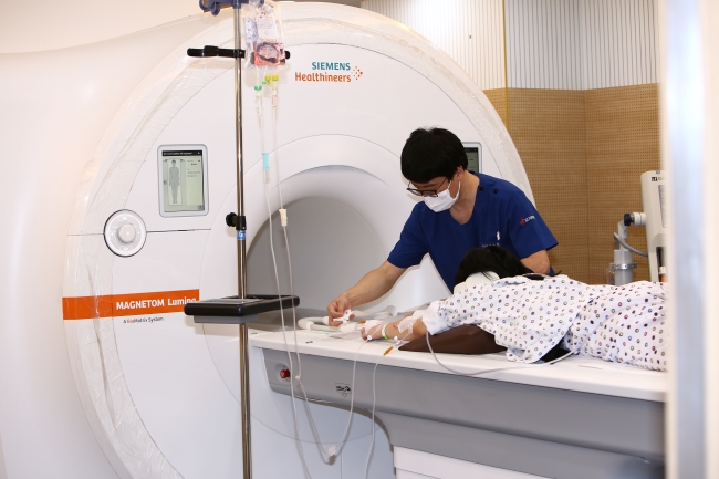 거붕백병원, 최고 사양 3.0T MRI 2대 가동